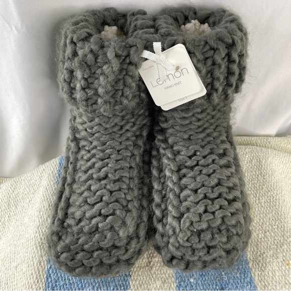 Lemon | Shoes | Womens Nwt Lemon Cabin Cuffed Booties Size Smallmedium ...